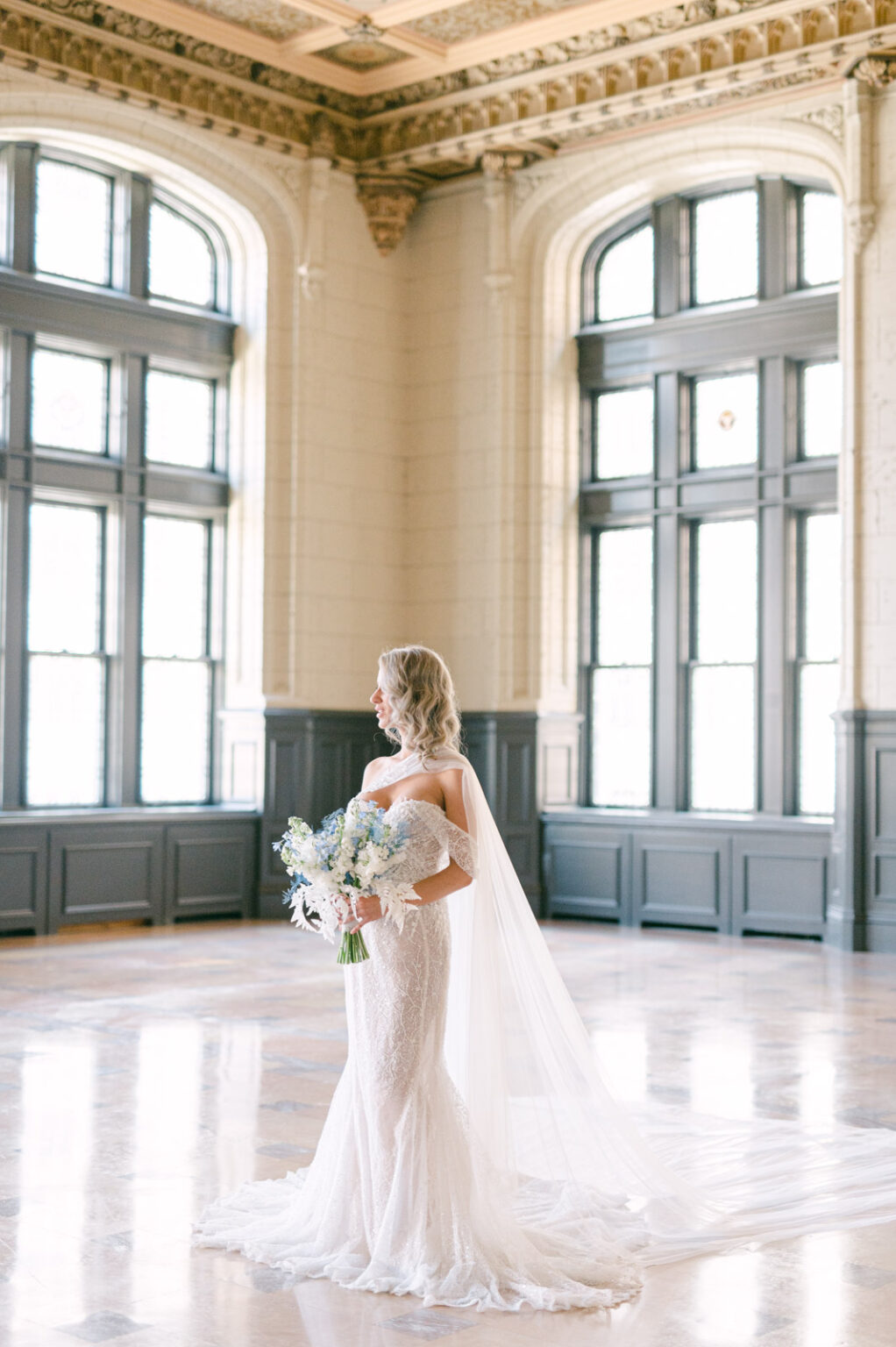 Karinne & Jared | Elegant Century Club Photos - Destination & Kansas ...